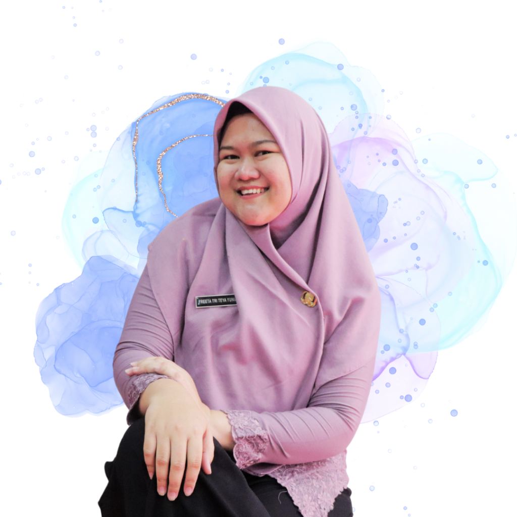 Freeta Tri Teya Yuniar,S.Pd – Website Sekolah